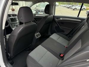 Pelēks Volkswagen Golf 2015 Viļņa, ar dzinēja tilpumu 1.60 L un nobraukumu 300 tūkst. km par 4700 €, foto 9 vietnē AUTOMOTO.COM.LV