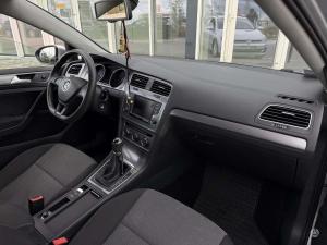 Pelēks Volkswagen Golf 2015 Viļņa, ar dzinēja tilpumu 1.60 L un nobraukumu 300 tūkst. km par 4700 €, foto 12 vietnē AUTOMOTO.COM.LV