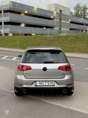Grey Volkswagen Golf 2015 in Vilnius, with an engine capacity of 0.00 L and mileage of 284 thousand km for 7500 €, photo 7 on AUTOMOTO.COM.LV