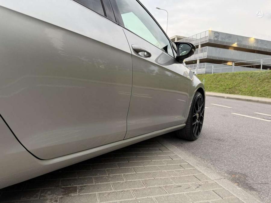 Grey Volkswagen Golf 2015 in Vilnius, with an engine capacity of 0.00 L and mileage of 284 thousand km for 7500 €, photo 17 on AUTOMOTO.COM.LV