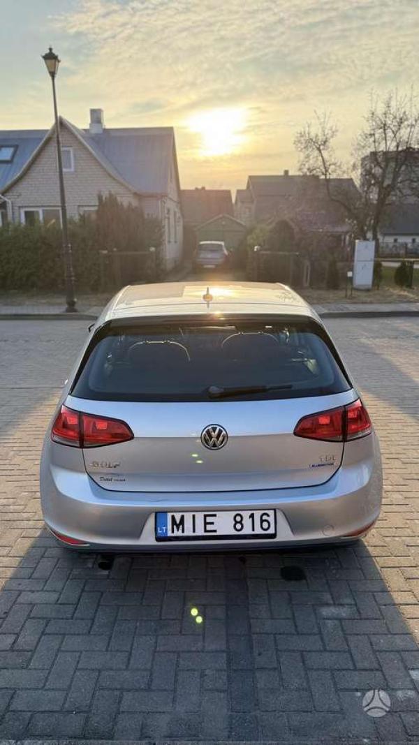 Pelēks Volkswagen Golf 2015 Jonava, ar dzinēja tilpumu 1.60 L un nobraukumu 266 tūkst. km par 5100 €, foto 5 vietnē AUTOMOTO.COM.LV