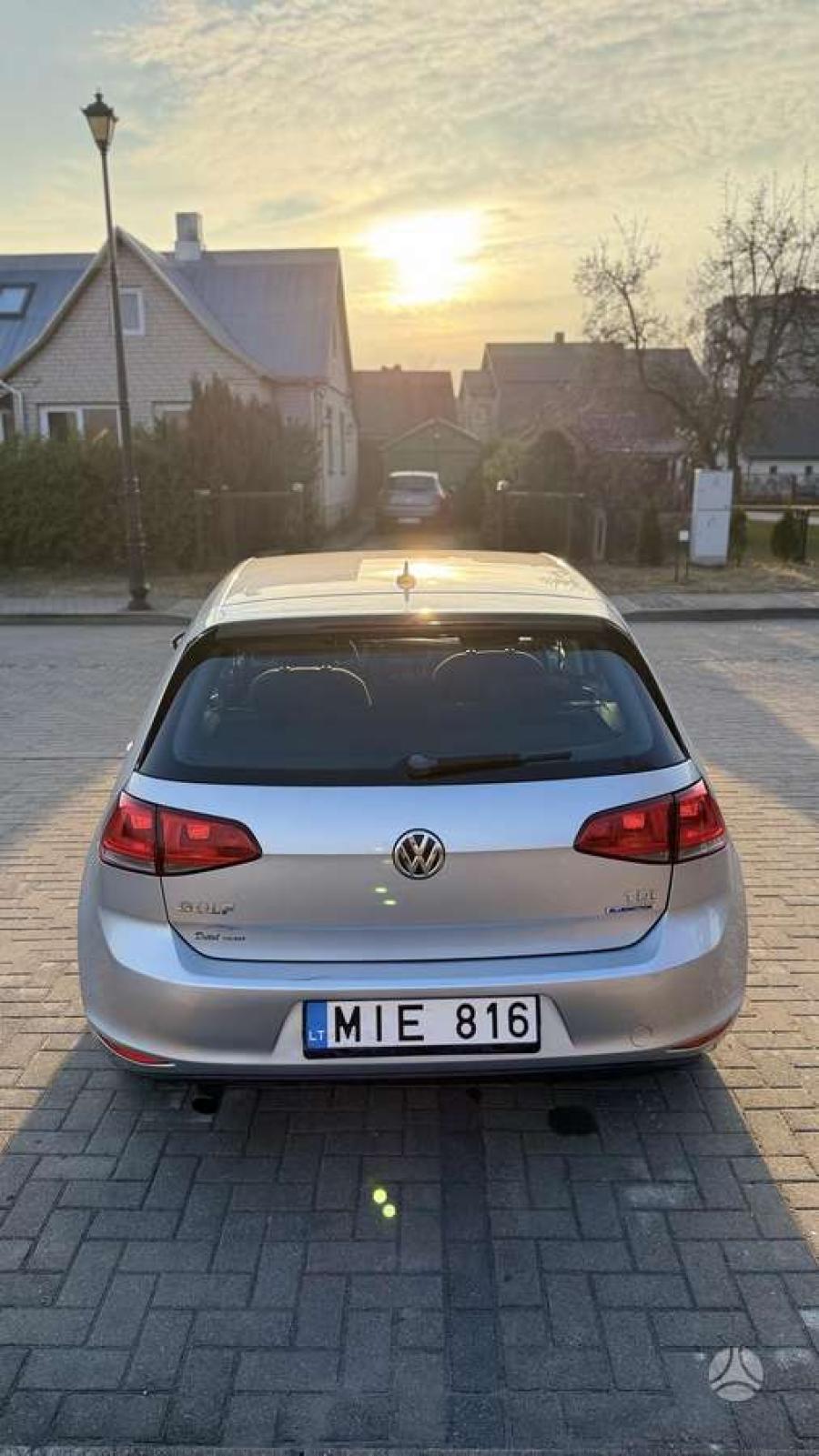 Grey Volkswagen Golf 2015 in Jonava, with an engine capacity of 1.60 L and mileage of 266 thousand km for 5100 €, photo 6 on AUTOMOTO.COM.LV