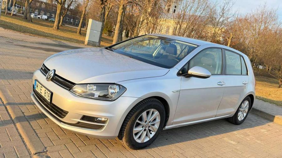 Grey Volkswagen Golf 2015 in Jonava, with an engine capacity of 1.60 L and mileage of 266 thousand km for 5100 €, photo 11 on AUTOMOTO.COM.LV