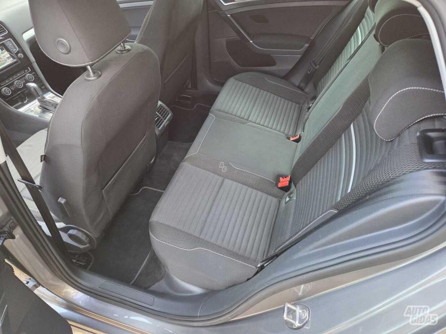 Pelēks Volkswagen Golf 2015 Utena, ar dzinēja tilpumu 1.60 L un nobraukumu 215 tūkst. km par 7700 €, foto 12 vietnē AUTOMOTO.COM.LV