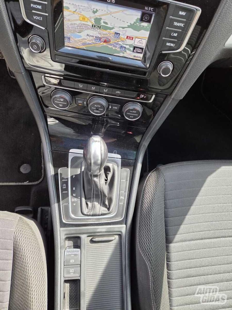 Pelēks Volkswagen Golf 2015 Utena, ar dzinēja tilpumu 1.60 L un nobraukumu 215 tūkst. km par 7700 €, foto 17 vietnē AUTOMOTO.COM.LV