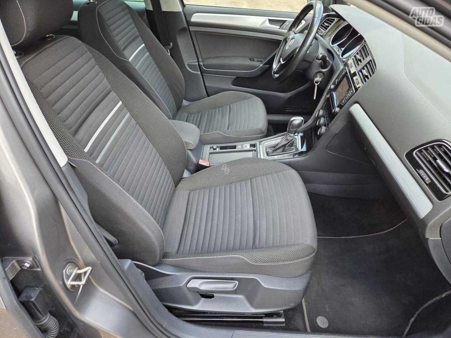 Pelēks Volkswagen Golf 2015 Utena, ar dzinēja tilpumu 1.60 L un nobraukumu 215 tūkst. km par 7700 €, foto 27 vietnē AUTOMOTO.COM.LV