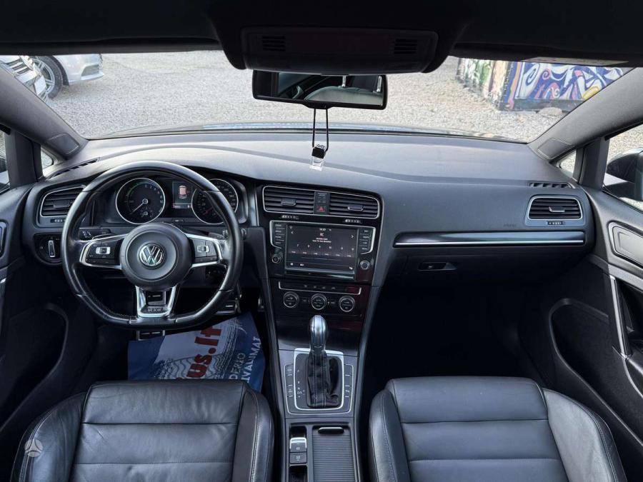 Pelēks Volkswagen Golf 2015 Ukmergė, ar dzinēja tilpumu 1.40 L un nobraukumu 200 tūkst. km par 8350 €, foto 12 vietnē AUTOMOTO.COM.LV