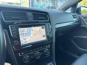 Pelēks Volkswagen Golf 2015 Ukmergė, ar dzinēja tilpumu 1.40 L un nobraukumu 200 tūkst. km par 8350 €, foto 16 vietnē AUTOMOTO.COM.LV