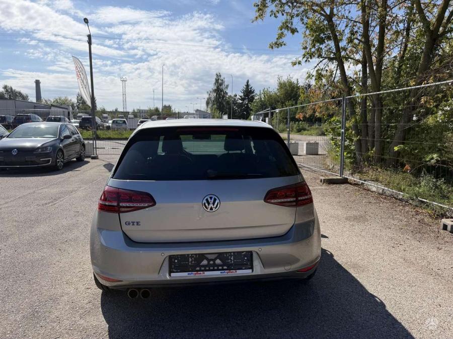 Pelēks Volkswagen Golf 2015 Marijampole, ar dzinēja tilpumu 1.40 L un nobraukumu 206 tūkst. km par 8800 €, foto 4 vietnē AUTOMOTO.COM.LV