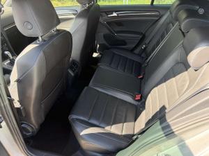 Pelēks Volkswagen Golf 2015 Marijampole, ar dzinēja tilpumu 1.40 L un nobraukumu 206 tūkst. km par 8800 €, foto 11 vietnē AUTOMOTO.COM.LV