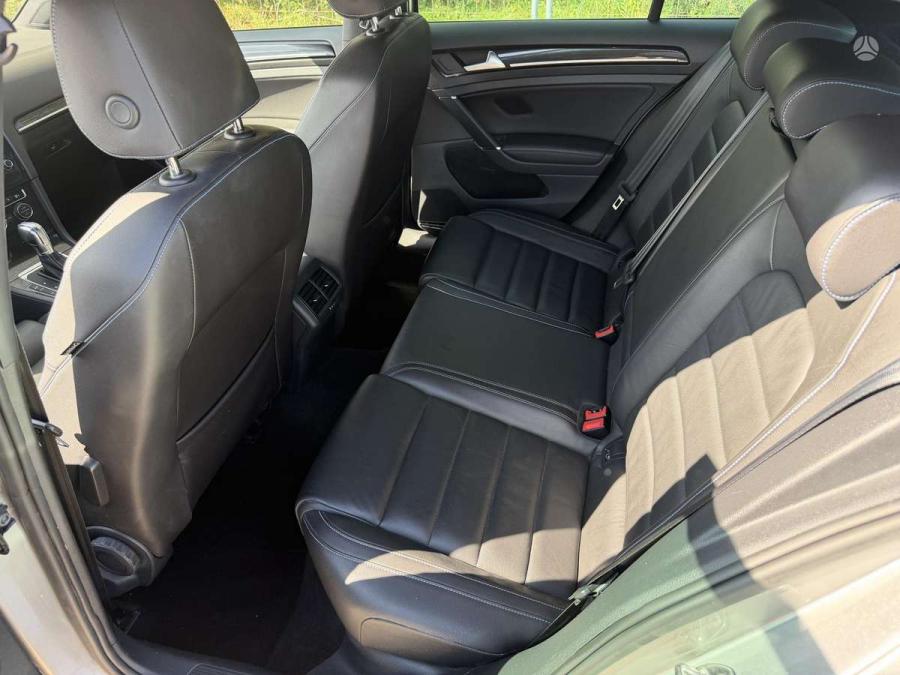 Pelēks Volkswagen Golf 2015 Marijampole, ar dzinēja tilpumu 1.40 L un nobraukumu 206 tūkst. km par 8800 €, foto 11 vietnē AUTOMOTO.COM.LV