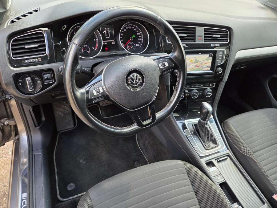 Pelēks Volkswagen Golf 2015 Utena, ar dzinēja tilpumu 1.60 L un nobraukumu 216 tūkst. km par 7600 €, foto 15 vietnē AUTOMOTO.COM.LV