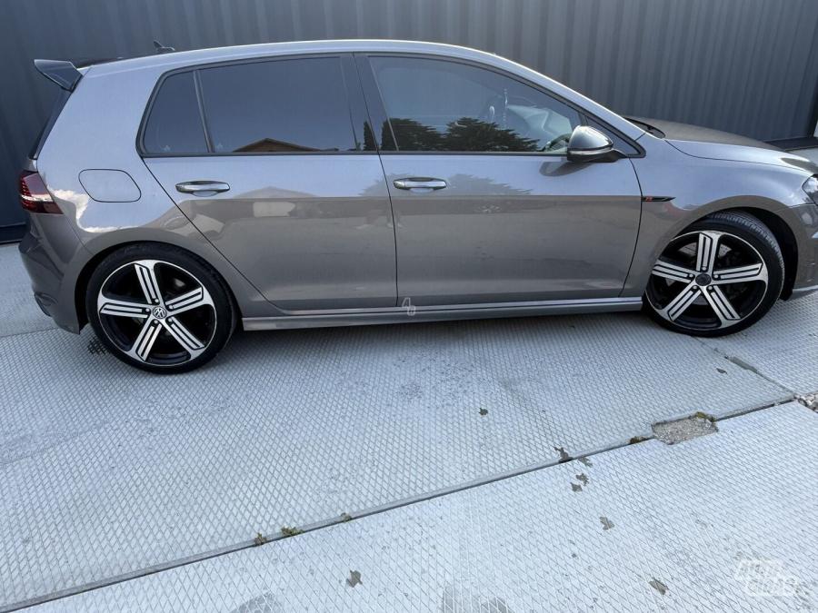 Pelēks Volkswagen Golf 2015 Kauņa, ar dzinēja tilpumu 2.00 L un nobraukumu 220 tūkst. km par 17000 €, foto 6 vietnē AUTOMOTO.COM.LV