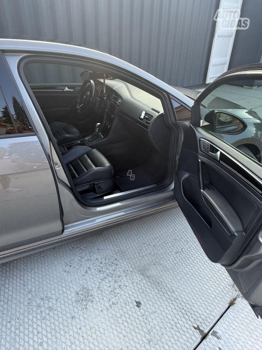 Pelēks Volkswagen Golf 2015 Kauņa, ar dzinēja tilpumu 2.00 L un nobraukumu 220 tūkst. km par 17000 €, foto 18 vietnē AUTOMOTO.COM.LV