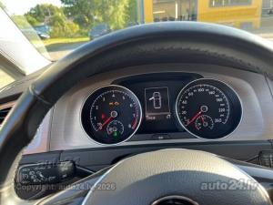 Grey Volkswagen Golf 2015 in Jogeva, with an engine capacity of 1.40 L and mileage of 180 thousand km for 8500 €, photo  on AUTOMOTO.COM.LV