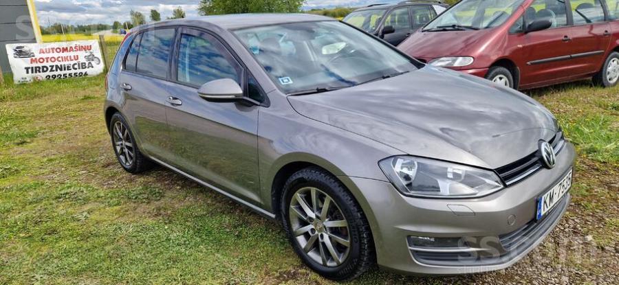 Grey Volkswagen Golf 2016 in Bauska, with an engine capacity of 1.40 L and mileage of 307 thousand km for 12500 €, photo 2 on AUTOMOTO.COM.LV