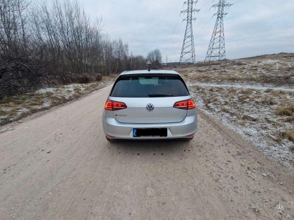 Pelēks Volkswagen Golf 2016 Viļņa, ar dzinēja tilpumu 0.00 L un nobraukumu 197 tūkst. km par 6500 €, foto 4 vietnē AUTOMOTO.COM.LV
