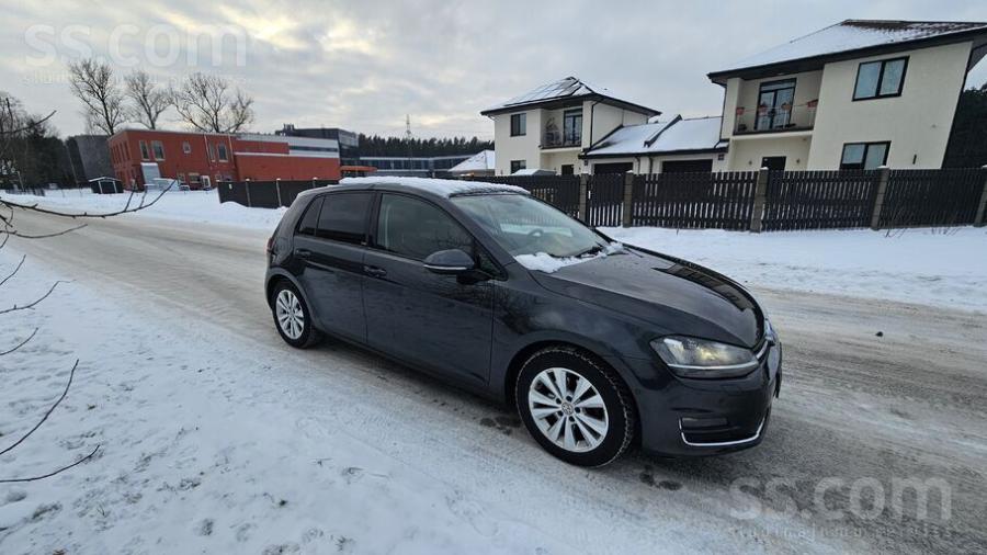 Grey Volkswagen Golf 2016 in Riga, with an engine capacity of 1.40 L and mileage of 434 thousand km for 4500 €, photo 2 on AUTOMOTO.COM.LV