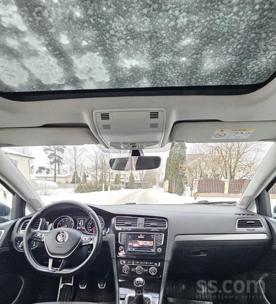 Grey Volkswagen Golf 2016 in Riga, with an engine capacity of 1.40 L and mileage of 434 thousand km for 4500 €, photo 9 on AUTOMOTO.COM.LV