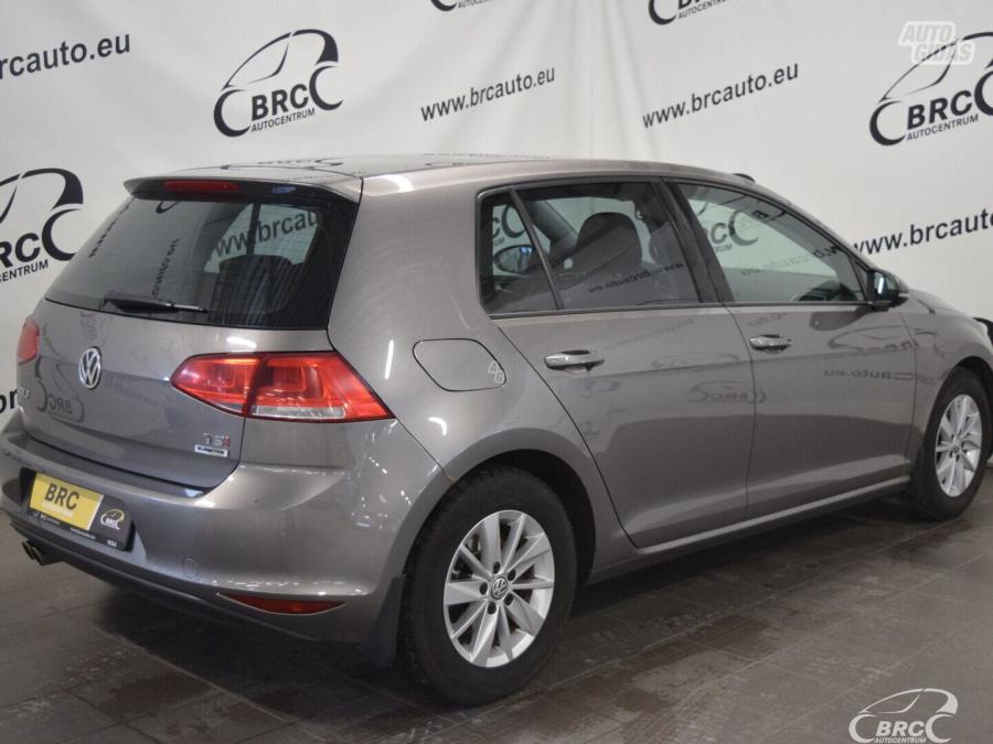 Grey Volkswagen Golf 2016 in Riga, with an engine capacity of 1.40 L and mileage of 227 thousand km for 5500 €, photo 2 on AUTOMOTO.COM.LV
