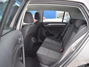 Grey Volkswagen Golf 2016 in Riga, with an engine capacity of 1.40 L and mileage of 227 thousand km for 5500 €, photo 12 on AUTOMOTO.COM.LV