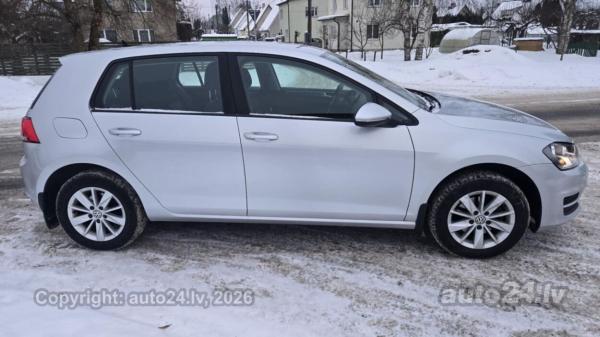 Pelēks Volkswagen Golf 2016 Tallina, ar dzinēja tilpumu 1.40 L un nobraukumu 154 tūkst. km par 8200 €, foto 5 vietnē AUTOMOTO.COM.LV