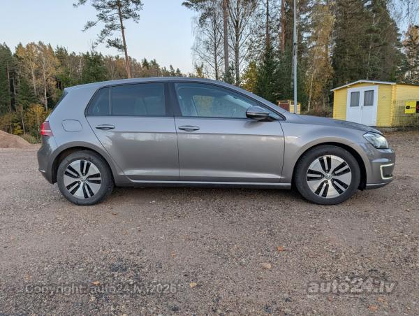 Grey Volkswagen Golf 2016 in Tallinn, with an engine capacity of 0.00 L and mileage of 175 thousand km for 9000 €, photo 2 on AUTOMOTO.COM.LV