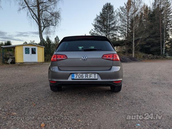 Grey Volkswagen Golf 2016 in Tallinn, with an engine capacity of 0.00 L and mileage of 175 thousand km for 9000 €, photo 4 on AUTOMOTO.COM.LV