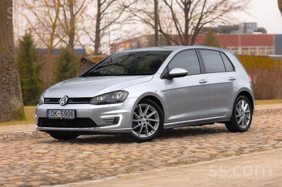Pelēks Volkswagen Golf 2016 Jelgava, ar dzinēja tilpumu 1.40 L un nobraukumu 175 tūkst. km par 12000 €, foto 1 vietnē AUTOMOTO.COM.LV