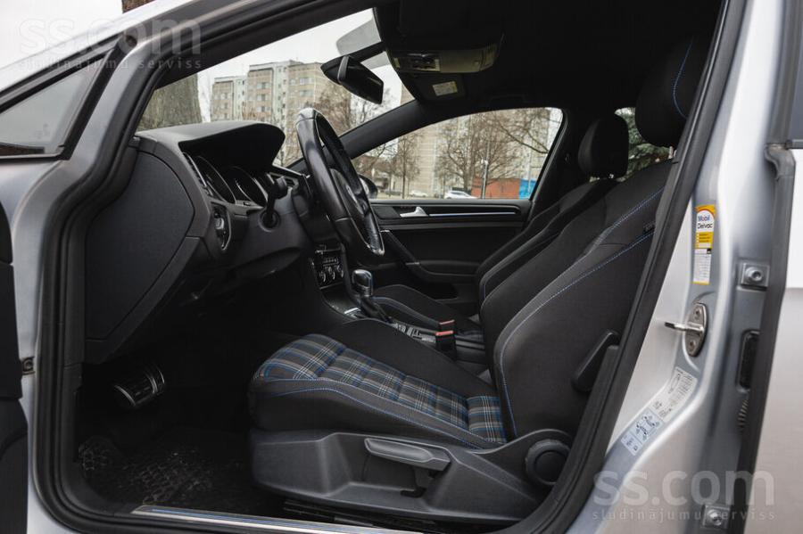 Pelēks Volkswagen Golf 2016 Jelgava, ar dzinēja tilpumu 1.40 L un nobraukumu 175 tūkst. km par 12000 €, foto 14 vietnē AUTOMOTO.COM.LV