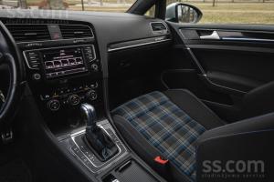 Pelēks Volkswagen Golf 2016 Jelgava, ar dzinēja tilpumu 1.40 L un nobraukumu 175 tūkst. km par 12000 €, foto 17 vietnē AUTOMOTO.COM.LV