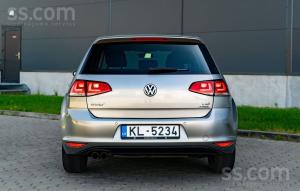 Grey Volkswagen Golf 2016 in Riga, with an engine capacity of 1.40 L and mileage of 268 thousand km for 7490 €, photo 7 on AUTOMOTO.COM.LV