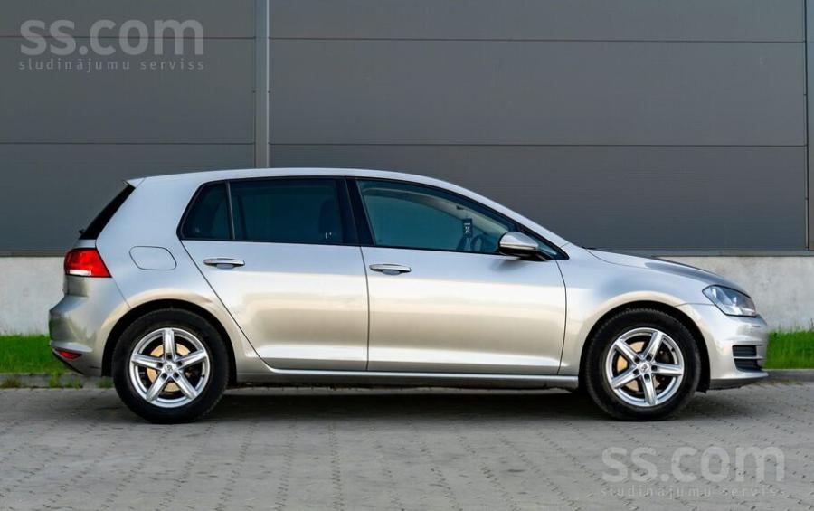 Grey Volkswagen Golf 2016 in Riga, with an engine capacity of 1.40 L and mileage of 268 thousand km for 7490 €, photo 10 on AUTOMOTO.COM.LV