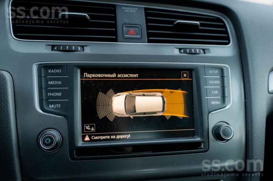 Grey Volkswagen Golf 2016 in Riga, with an engine capacity of 1.40 L and mileage of 268 thousand km for 7490 €, photo 23 on AUTOMOTO.COM.LV
