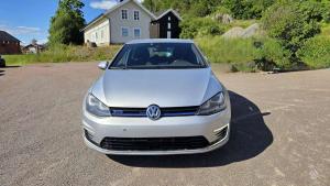 Pelēks Volkswagen Golf 2016 Viļņa, ar dzinēja tilpumu 1.40 L un nobraukumu 193 tūkst. km par 8950 €, foto 5 vietnē AUTOMOTO.COM.LV