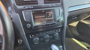 Pelēks Volkswagen Golf 2016 Viļņa, ar dzinēja tilpumu 1.40 L un nobraukumu 193 tūkst. km par 8950 €, foto 11 vietnē AUTOMOTO.COM.LV
