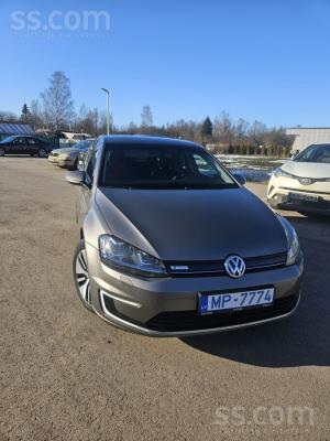 Pelēks Volkswagen Golf 2016 Rīga, ar dzinēja tilpumu 1.20 L un nobraukumu 175 tūkst. km par 7500 €, foto  vietnē AUTOMOTO.COM.LV