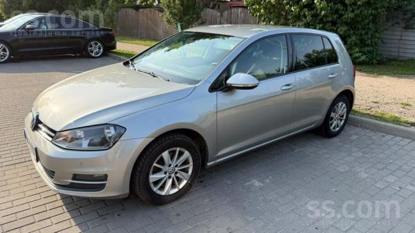 Grey Volkswagen Golf 2016 in Daugavpils, with an engine capacity of 1.60 L and mileage of 178 thousand km for 6300 €, photo 1 on AUTOMOTO.COM.LV