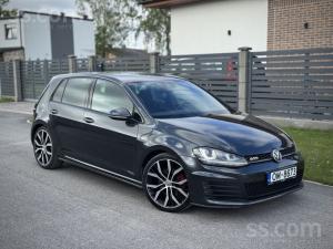 Grey Volkswagen Golf 2016 in Jelgava, with an engine capacity of 2.00 L and mileage of 213 thousand km for 12200 €, photo 7 on AUTOMOTO.COM.LV