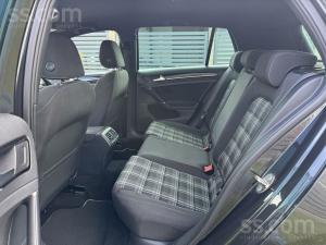 Grey Volkswagen Golf 2016 in Jelgava, with an engine capacity of 2.00 L and mileage of 213 thousand km for 12200 €, photo 12 on AUTOMOTO.COM.LV