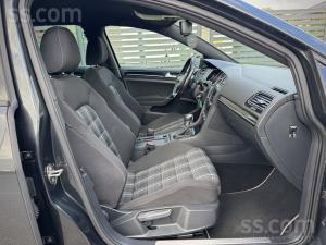 Grey Volkswagen Golf 2016 in Jelgava, with an engine capacity of 2.00 L and mileage of 213 thousand km for 12200 €, photo 14 on AUTOMOTO.COM.LV