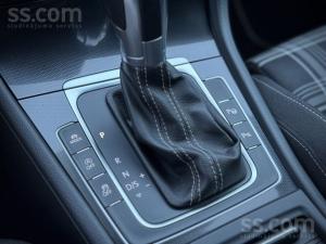 Grey Volkswagen Golf 2016 in Jelgava, with an engine capacity of 2.00 L and mileage of 213 thousand km for 12200 €, photo 22 on AUTOMOTO.COM.LV