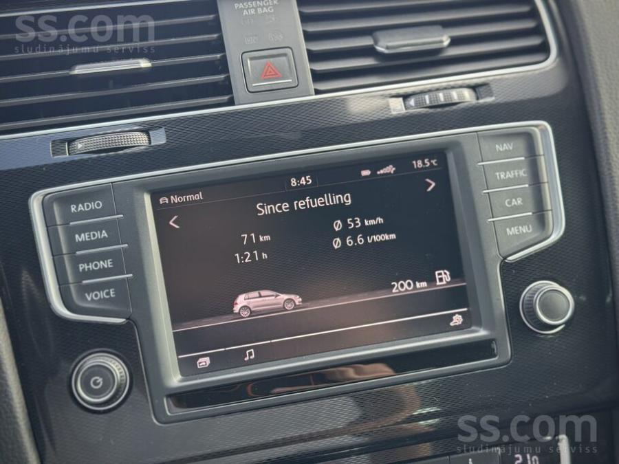 Grey Volkswagen Golf 2016 in Jelgava, with an engine capacity of 2.00 L and mileage of 213 thousand km for 12200 €, photo 24 on AUTOMOTO.COM.LV