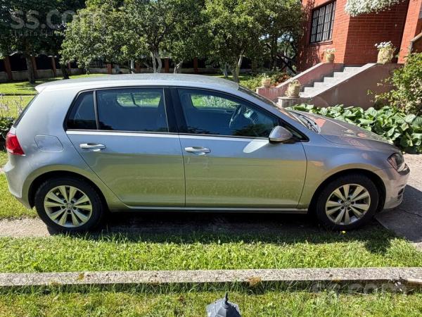 Pelēks Volkswagen Golf 2016 Tukums, ar dzinēja tilpumu 1.60 L un nobraukumu 152 tūkst. km par 9200 €, foto 1 vietnē AUTOMOTO.COM.LV