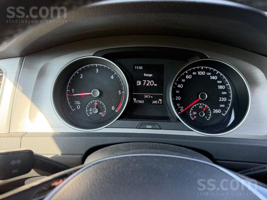 Pelēks Volkswagen Golf 2016 Tukums, ar dzinēja tilpumu 1.60 L un nobraukumu 152 tūkst. km par 9200 €, foto 7 vietnē AUTOMOTO.COM.LV