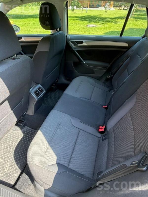 Pelēks Volkswagen Golf 2016 Tukums, ar dzinēja tilpumu 1.60 L un nobraukumu 152 tūkst. km par 9200 €, foto 8 vietnē AUTOMOTO.COM.LV