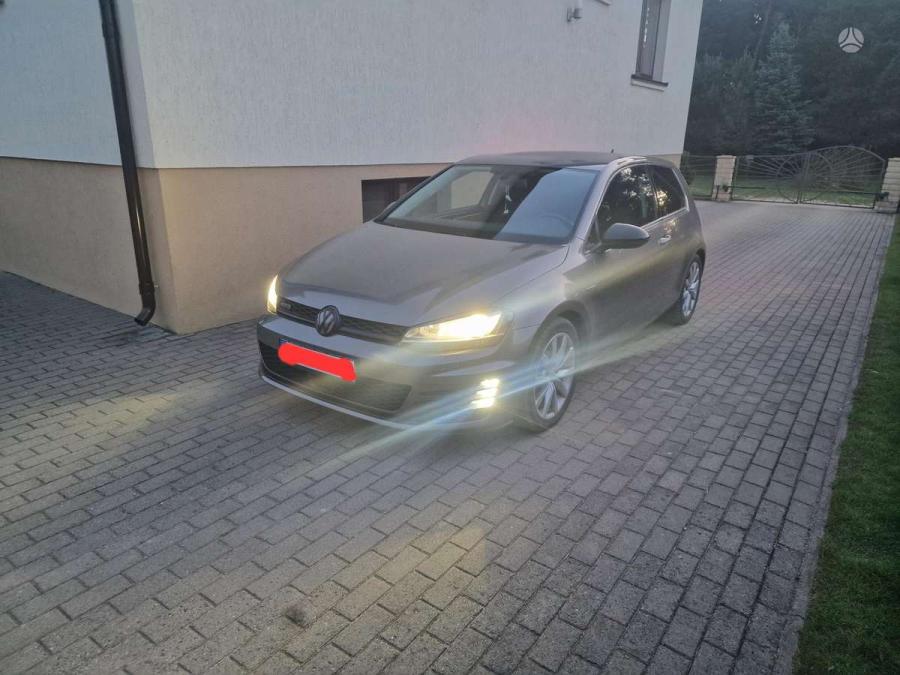 Pelēks Volkswagen Golf 2016 Tauragė, ar dzinēja tilpumu 2.00 L un nobraukumu 275 tūkst. km par 9000 €, foto 10 vietnē AUTOMOTO.COM.LV