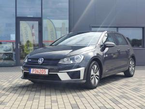 Pelēks Volkswagen Golf 2016 Šauļi, ar dzinēja tilpumu 0.00 L un nobraukumu 97 tūkst. km par 6900 €, foto  vietnē AUTOMOTO.COM.LV