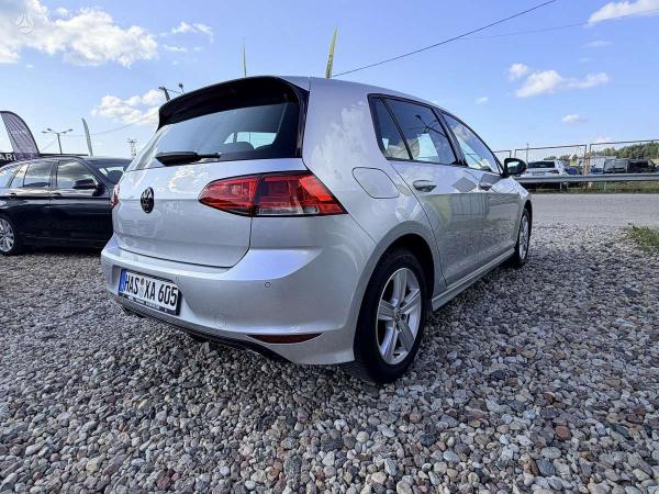 Pelēks Volkswagen Golf 2016 Viļņa, ar dzinēja tilpumu 1.60 L un nobraukumu 115 tūkst. km par 8900 €, foto 5 vietnē AUTOMOTO.COM.LV