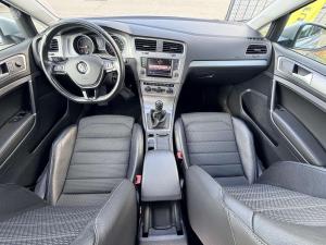 Grey Volkswagen Golf 2016 in Vilnius, with an engine capacity of 1.60 L and mileage of 115 thousand km for 8900 €, photo 8 on AUTOMOTO.COM.LV